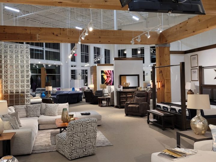Present The Best Retail Interior With Our Drywall Repair Services